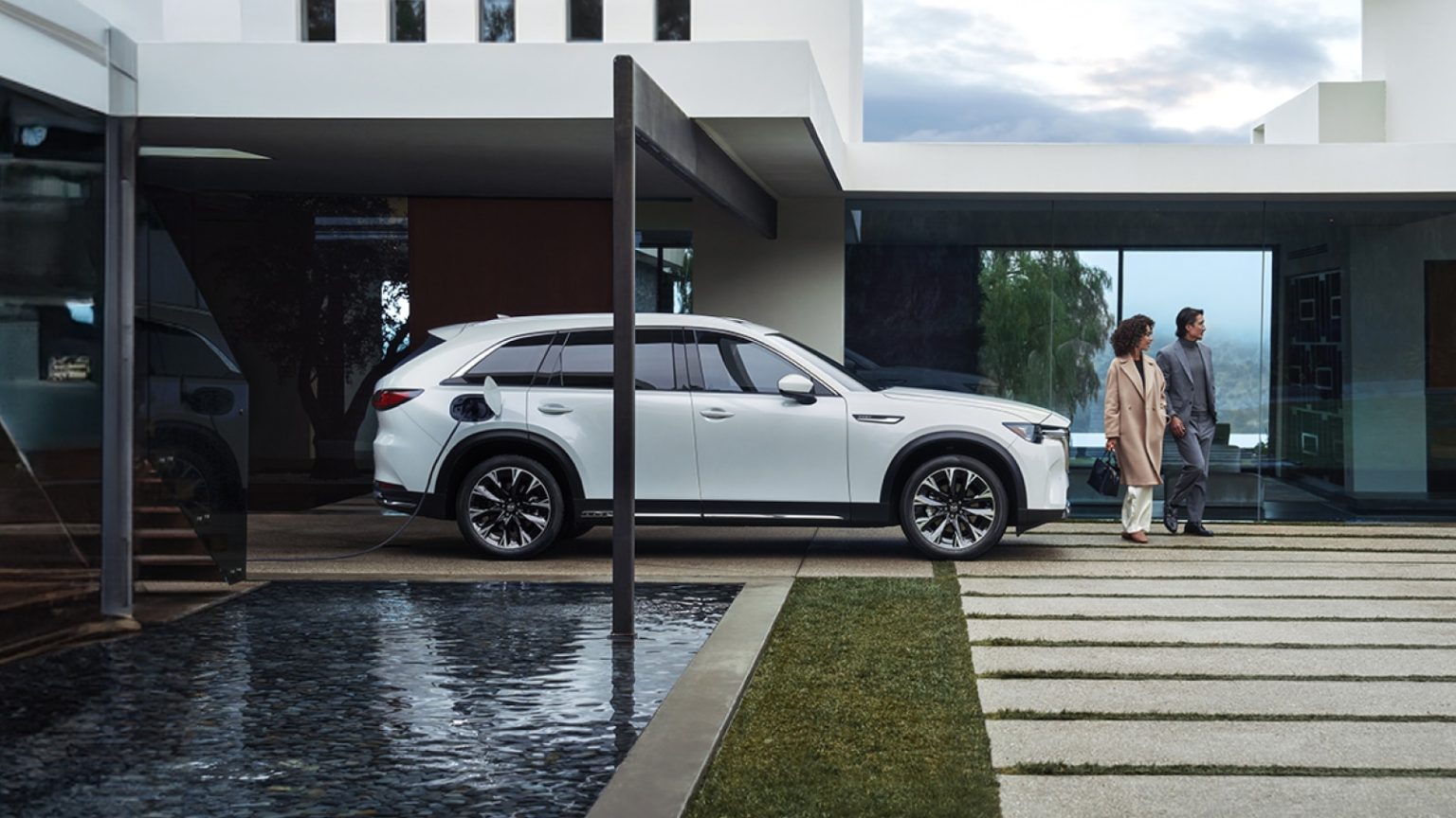 2025 MAZDA CX-90 PHEV Range and Charging Info – Scott Mazda Blog